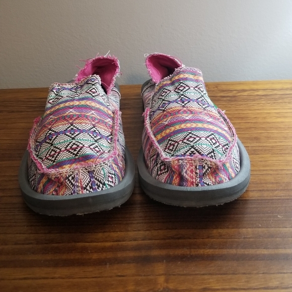 Sanuk | Shoes | Sanuk Tribal Print Slip On Shoes | Poshmark